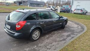 Renault Laguna 2007 in Vilnius, with an engine capacity of 2.20 L and mileage of 330 thousand km for 1000 €, photo 4 on AUTOMOTO.COM.LV