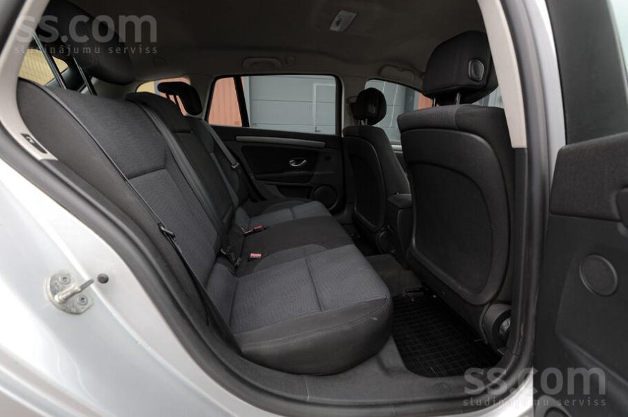 Renault Laguna 2008 Jelgava, ar dzinēja tilpumu 1.50 L un nobraukumu 0 tūkst. km par 2200 €, foto 11 vietnē AUTOMOTO.COM.LV