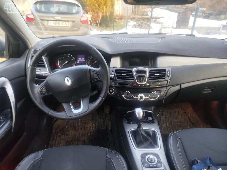 Renault Laguna 2011 Viļņa, ar dzinēja tilpumu 1.50 L un nobraukumu 320 tūkst. km par 1999 €, foto 6 vietnē AUTOMOTO.COM.LV