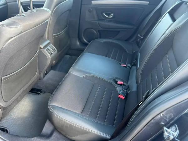 Renault Laguna 2013 Rīga, ar dzinēja tilpumu 2.00 L un nobraukumu 257 tūkst. km par 2000 €, foto 10 vietnē AUTOMOTO.COM.LV