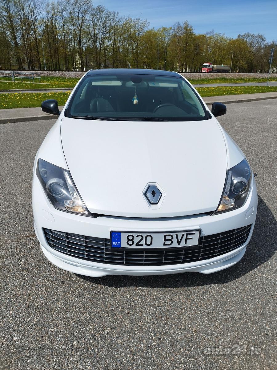 White Renault Laguna 2011 in Tallinn, with an engine capacity of 3.00 L and mileage of 340 thousand km for 4999 €, photo 1 on AUTOMOTO.COM.LV