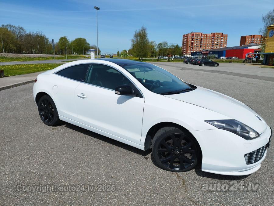 White Renault Laguna 2011 in Tallinn, with an engine capacity of 3.00 L and mileage of 340 thousand km for 4999 €, photo 3 on AUTOMOTO.COM.LV