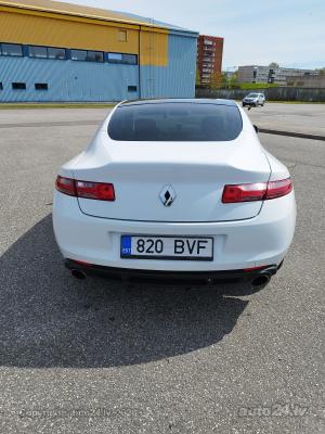 White Renault Laguna 2011 in Tallinn, with an engine capacity of 3.00 L and mileage of 340 thousand km for 4999 €, photo 5 on AUTOMOTO.COM.LV