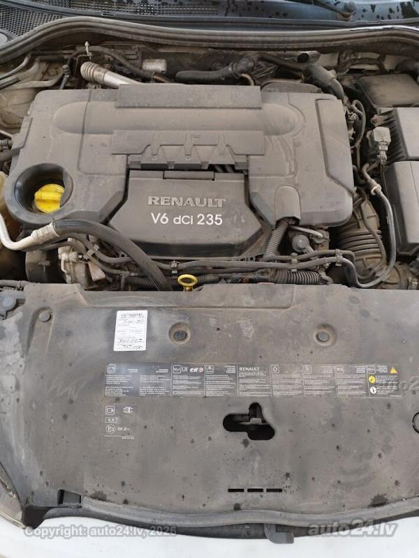 Balts Renault Laguna 2011 Tallina, ar dzinēja tilpumu 3.00 L un nobraukumu 340 tūkst. km par 4999 €, foto 7 vietnē AUTOMOTO.COM.LV