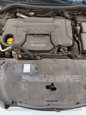 White Renault Laguna 2011 in Tallinn, with an engine capacity of 3.00 L and mileage of 340 thousand km for 4999 €, photo 8 on AUTOMOTO.COM.LV