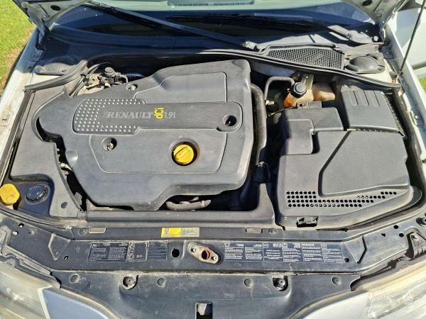 Balts Renault Laguna 2002 Joniškis, ar dzinēja tilpumu 1.87 L un nobraukumu 388 tūkst. km par 700 €, foto 10 vietnē AUTOMOTO.COM.LV