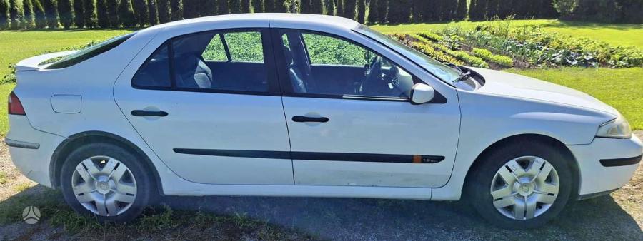 Balts Renault Laguna 2002 Joniškis, ar dzinēja tilpumu 1.87 L un nobraukumu 388 tūkst. km par 700 €, foto 4 vietnē AUTOMOTO.COM.LV