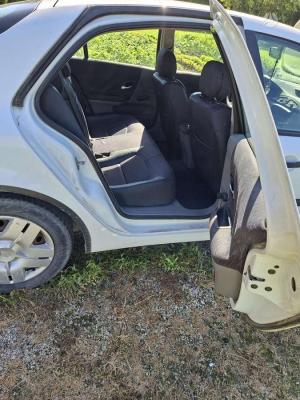 Balts Renault Laguna 2002 Joniškis, ar dzinēja tilpumu 1.87 L un nobraukumu 388 tūkst. km par 700 €, foto 8 vietnē AUTOMOTO.COM.LV