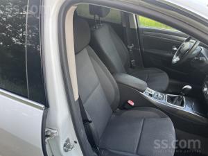 Balts Renault Laguna 2010 Rīga, ar dzinēja tilpumu 1.50 L un nobraukumu 256 tūkst. km par 1750 €, foto 6 vietnē AUTOMOTO.COM.LV