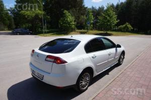 White Renault Laguna 2011 in Jurmala, with an engine capacity of 1.50 L and mileage of 247 thousand km for 3995 €, photo 5 on AUTOMOTO.COM.LV