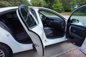 White Renault Laguna 2011 in Jurmala, with an engine capacity of 1.50 L and mileage of 245 thousand km for 3995 €, photo 15 on AUTOMOTO.COM.LV