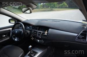 White Renault Laguna 2011 in Jurmala, with an engine capacity of 1.50 L and mileage of 245 thousand km for 3995 €, photo 17 on AUTOMOTO.COM.LV