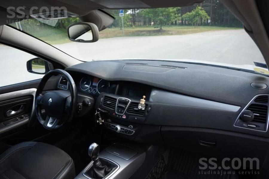 Balts Renault Laguna 2011 Jūrmala, ar dzinēja tilpumu 1.50 L un nobraukumu 247 tūkst. km par 3995 €, foto 15 vietnē AUTOMOTO.COM.LV