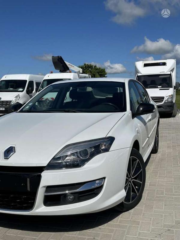 Balts Renault Laguna 2012 Tauragė, ar dzinēja tilpumu 1.46 L un nobraukumu 242 tūkst. km par 3500 €, foto 7 vietnē AUTOMOTO.COM.LV