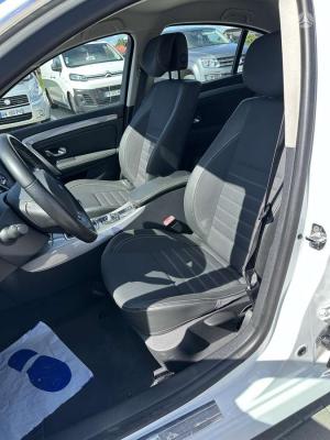 Balts Renault Laguna 2012 Tauragė, ar dzinēja tilpumu 1.46 L un nobraukumu 242 tūkst. km par 3500 €, foto 18 vietnē AUTOMOTO.COM.LV