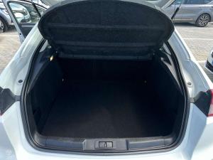 Balts Renault Laguna 2012 Tauragė, ar dzinēja tilpumu 1.46 L un nobraukumu 242 tūkst. km par 3500 €, foto 20 vietnē AUTOMOTO.COM.LV