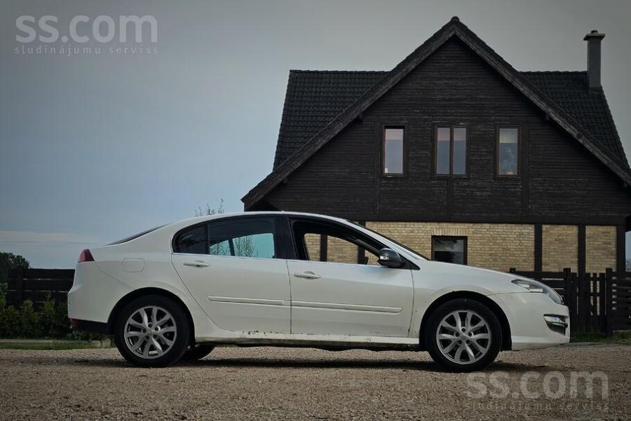 Balts Renault Laguna 2014 Jelgava, ar dzinēja tilpumu 1.50 L un nobraukumu 478 tūkst. km par 1699 €, foto 3 vietnē AUTOMOTO.COM.LV
