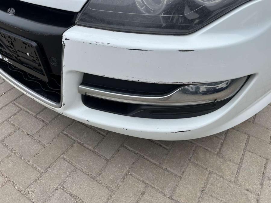 Balts Renault Laguna 2015 Tauragė, ar dzinēja tilpumu 1.46 L un nobraukumu 247 tūkst. km par 3500 €, foto 4 vietnē AUTOMOTO.COM.LV