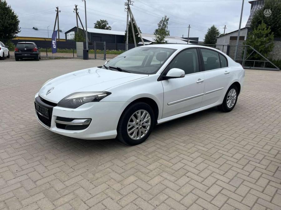 Balts Renault Laguna 2015 Tauragė, ar dzinēja tilpumu 1.46 L un nobraukumu 247 tūkst. km par 3500 €, foto 5 vietnē AUTOMOTO.COM.LV