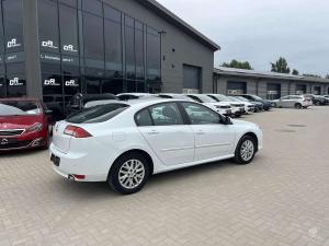 Balts Renault Laguna 2015 Tauragė, ar dzinēja tilpumu 1.46 L un nobraukumu 247 tūkst. km par 3500 €, foto 8 vietnē AUTOMOTO.COM.LV