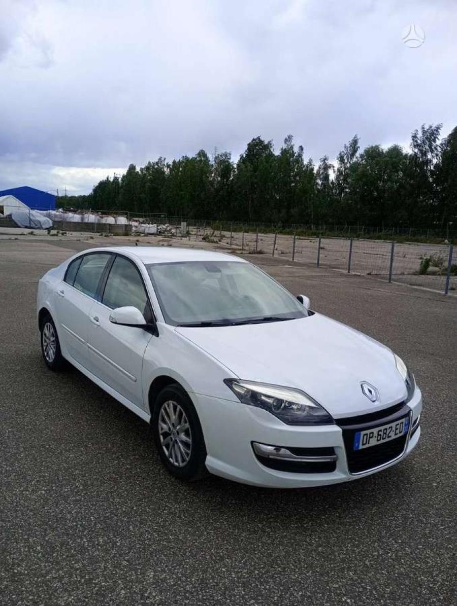 Balts Renault Laguna 2015 Kauņa, ar dzinēja tilpumu 1.46 L un nobraukumu 245 tūkst. km par 3300 €, foto 3 vietnē AUTOMOTO.COM.LV
