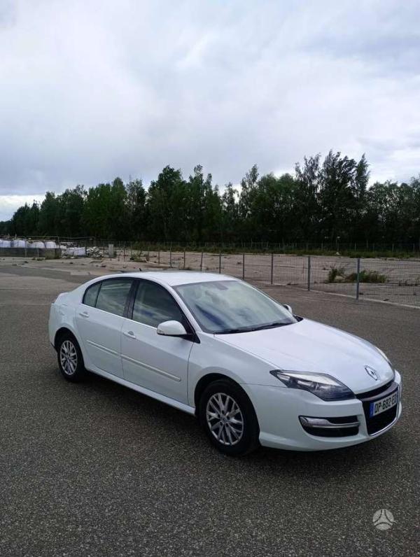 White Renault Laguna 2015 in Kaunas, with an engine capacity of 1.46 L and mileage of 245 thousand km for 3300 €, photo 3 on AUTOMOTO.COM.LV