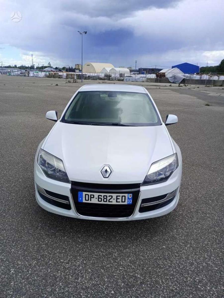 Balts Renault Laguna 2015 Kauņa, ar dzinēja tilpumu 1.46 L un nobraukumu 245 tūkst. km par 3300 €, foto 5 vietnē AUTOMOTO.COM.LV
