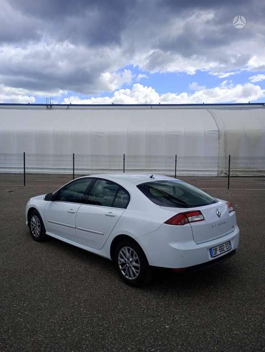 Balts Renault Laguna 2015 Kauņa, ar dzinēja tilpumu 1.46 L un nobraukumu 245 tūkst. km par 3300 €, foto 7 vietnē AUTOMOTO.COM.LV