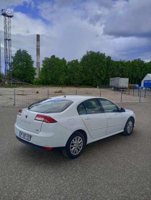 Balts Renault Laguna 2015 Kauņa, ar dzinēja tilpumu 1.46 L un nobraukumu 245 tūkst. km par 3300 €, foto 10 vietnē AUTOMOTO.COM.LV