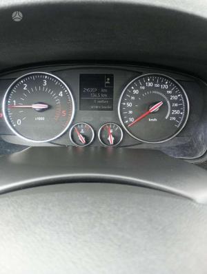 Balts Renault Laguna 2015 Kauņa, ar dzinēja tilpumu 1.46 L un nobraukumu 245 tūkst. km par 3300 €, foto 18 vietnē AUTOMOTO.COM.LV