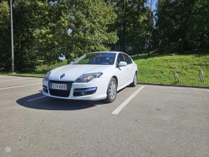 Balts Renault Laguna 2011 Kauņa, ar dzinēja tilpumu 1.46 L un nobraukumu 242 tūkst. km par 3200 €, foto  vietnē AUTOMOTO.COM.LV