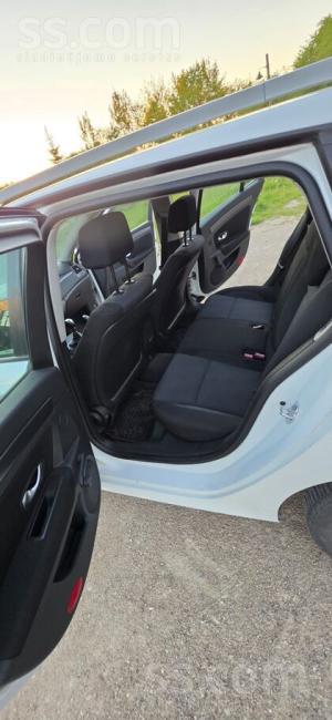 Balts Renault Laguna 2008 Kuldīga, ar dzinēja tilpumu 1.50 L un nobraukumu 332 tūkst. km par 1660 €, foto 13 vietnē AUTOMOTO.COM.LV