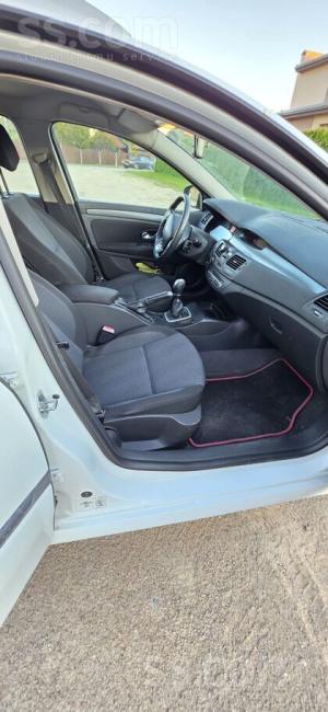 Balts Renault Laguna 2008 Kuldīga, ar dzinēja tilpumu 1.50 L un nobraukumu 332 tūkst. km par 1660 €, foto 21 vietnē AUTOMOTO.COM.LV