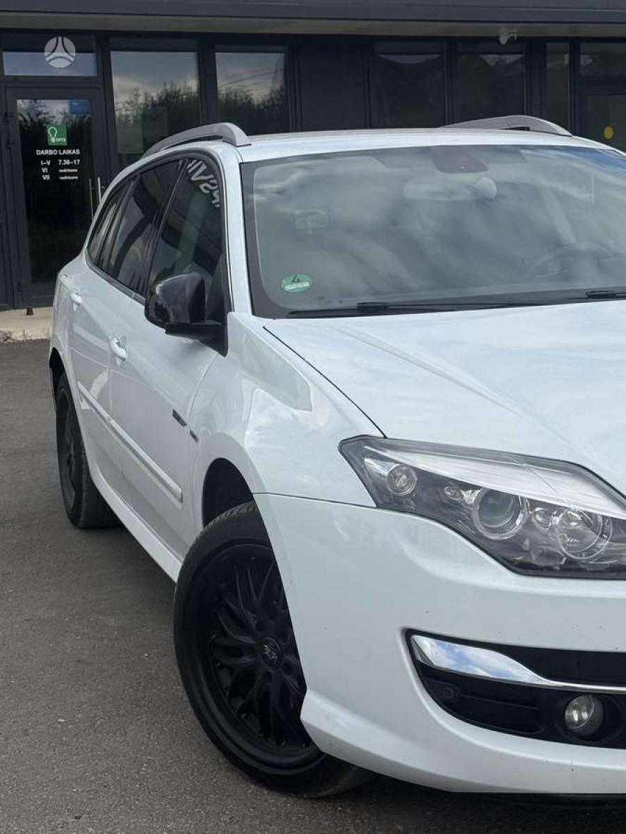 Balts Renault Laguna 2012 Kauņa, ar dzinēja tilpumu 2.00 L un nobraukumu 281 tūkst. km par 3300 €, foto 4 vietnē AUTOMOTO.COM.LV