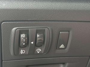 Balts Renault Laguna 2012 Kauņa, ar dzinēja tilpumu 2.00 L un nobraukumu 281 tūkst. km par 3300 €, foto 20 vietnē AUTOMOTO.COM.LV