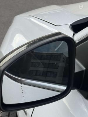 Balts Renault Laguna 2012 Kauņa, ar dzinēja tilpumu 2.00 L un nobraukumu 281 tūkst. km par 3300 €, foto 23 vietnē AUTOMOTO.COM.LV