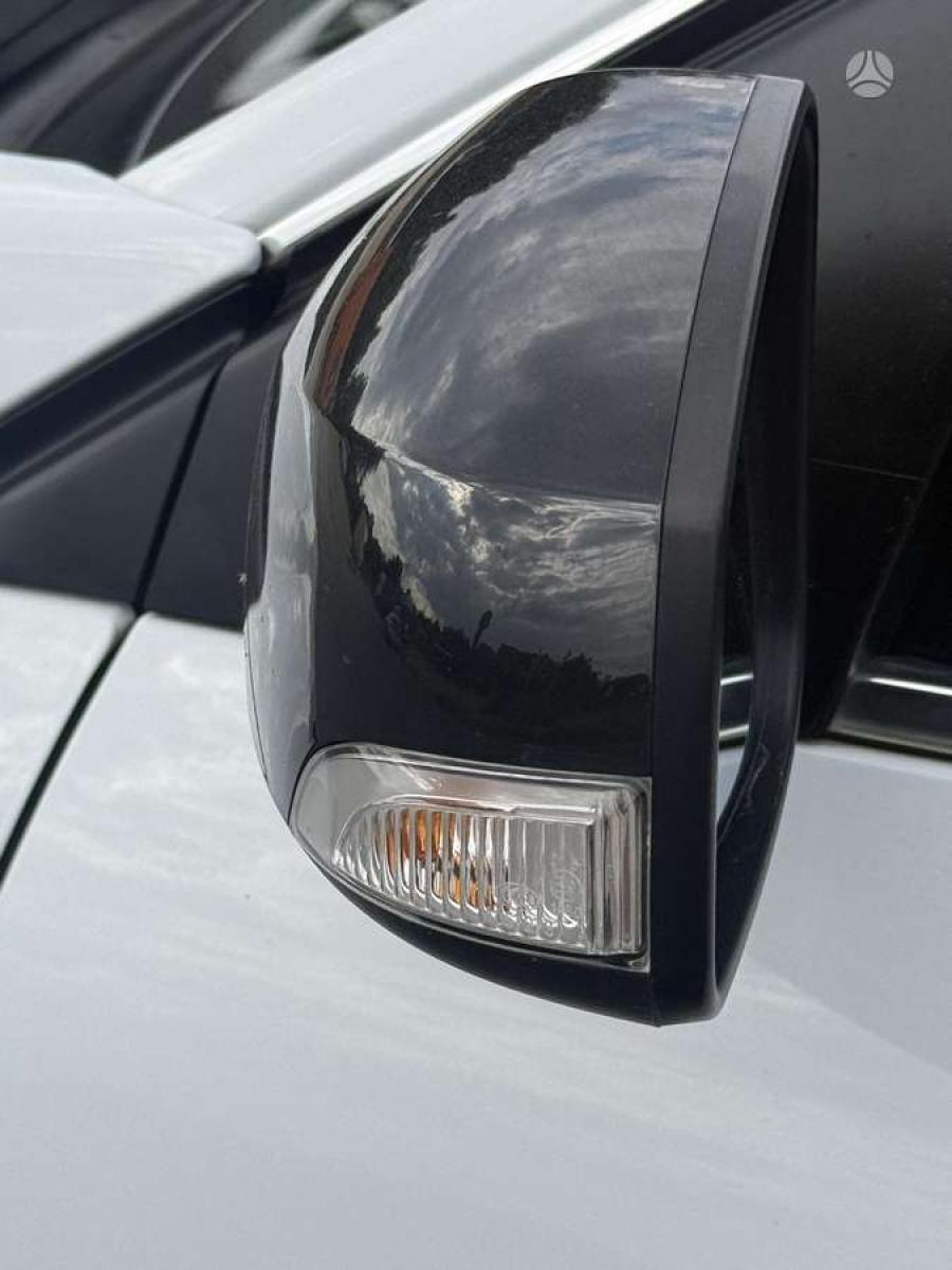 Balts Renault Laguna 2012 Kauņa, ar dzinēja tilpumu 2.00 L un nobraukumu 281 tūkst. km par 3300 €, foto 24 vietnē AUTOMOTO.COM.LV