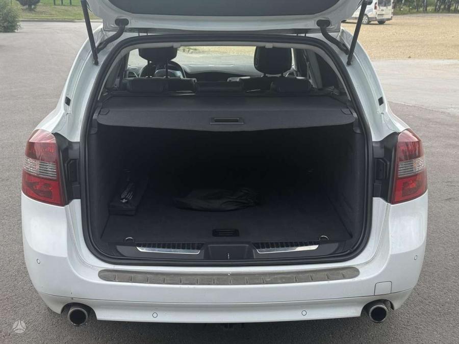 Balts Renault Laguna 2012 Kauņa, ar dzinēja tilpumu 2.00 L un nobraukumu 281 tūkst. km par 3300 €, foto 34 vietnē AUTOMOTO.COM.LV