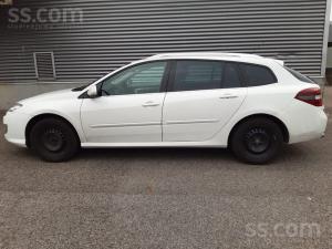 White Renault Laguna 2014 in Riga, with an engine capacity of 2.00 L and mileage of 245 thousand km for 5995 €, photo 3 on AUTOMOTO.COM.LV