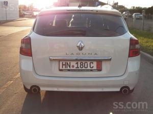 White Renault Laguna 2014 in Riga, with an engine capacity of 2.00 L and mileage of 245 thousand km for 5995 €, photo 4 on AUTOMOTO.COM.LV
