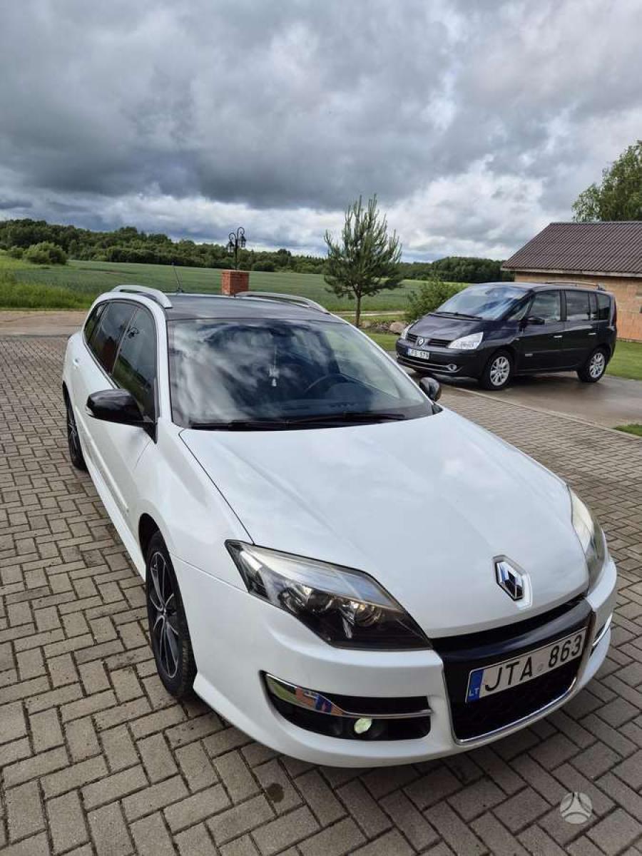 White Renault Laguna 2014 in Kelme, with an engine capacity of 2.00 L and mileage of 200 thousand km for 5350 €, photo 8 on AUTOMOTO.COM.LV