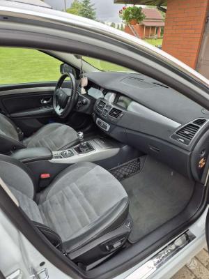 White Renault Laguna 2014 in Kelme, with an engine capacity of 2.00 L and mileage of 200 thousand km for 5350 €, photo 14 on AUTOMOTO.COM.LV