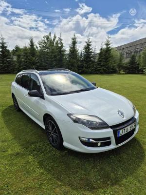 White Renault Laguna 2014 in Kelme, with an engine capacity of 2.00 L and mileage of 200 thousand km for 5350 €, photo 29 on AUTOMOTO.COM.LV