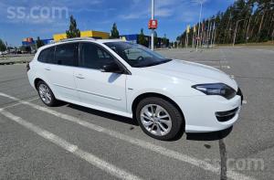 Белый Рено Лагуна 2015 в Рига, объемом двигателя 2.00 л и пробегом 198 тыс. км за 6300 €, фото 4 на AUTOMOTO.COM.LV