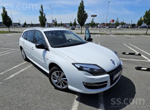 Balts Renault Laguna 2015 Rīga, ar dzinēja tilpumu 2.00 L un nobraukumu 198 tūkst. km par 4650 €, foto 10 vietnē AUTOMOTO.COM.LV