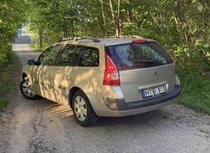 Dzeltens Renault Laguna 2006 Viļņa, ar dzinēja tilpumu 1.60 L un nobraukumu 313 tūkst. km par 300 €, foto 3 vietnē AUTOMOTO.COM.LV