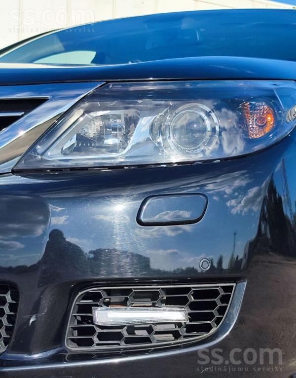 Melns Renault Latitude 2011 Rīga, ar dzinēja tilpumu 3.00 L un nobraukumu 158 tūkst. km par 4950 €, foto 4 vietnē AUTOMOTO.COM.LV