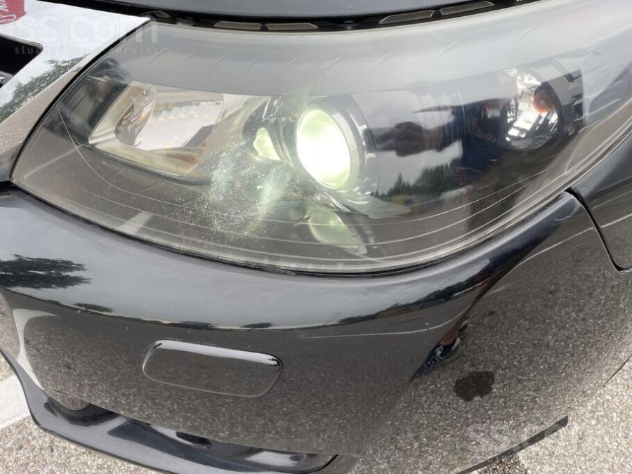 Black Renault Latitude 2011 in Riga, with an engine capacity of 2.00 L and mileage of 252 thousand km for 3500 €, photo 15 on AUTOMOTO.COM.LV