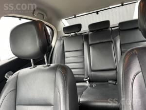 Black Renault Latitude 2011 in Riga, with an engine capacity of 2.00 L and mileage of 252 thousand km for 3500 €, photo 19 on AUTOMOTO.COM.LV