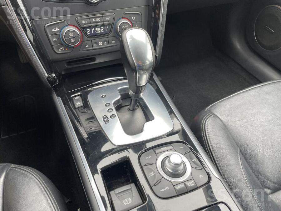 Black Renault Latitude 2011 in Riga, with an engine capacity of 2.00 L and mileage of 252 thousand km for 3500 €, photo 25 on AUTOMOTO.COM.LV